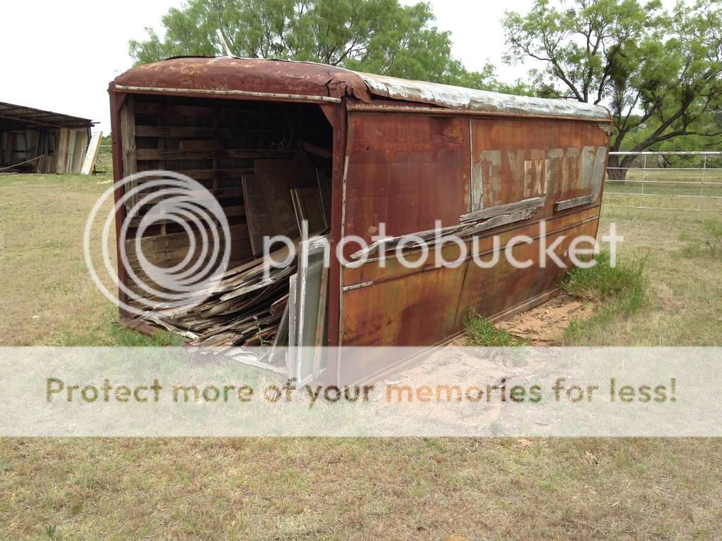 History - Field find: Old box trailer from the 30s(?) | The H.A.M.B.